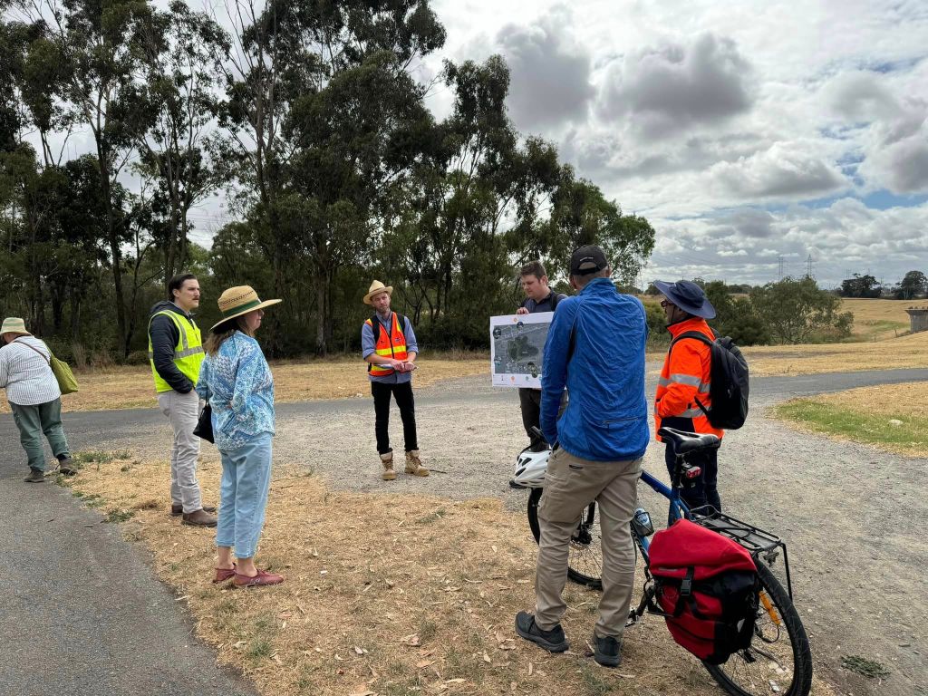 Opening up public access to the Glenroy Flood retarding basins ...